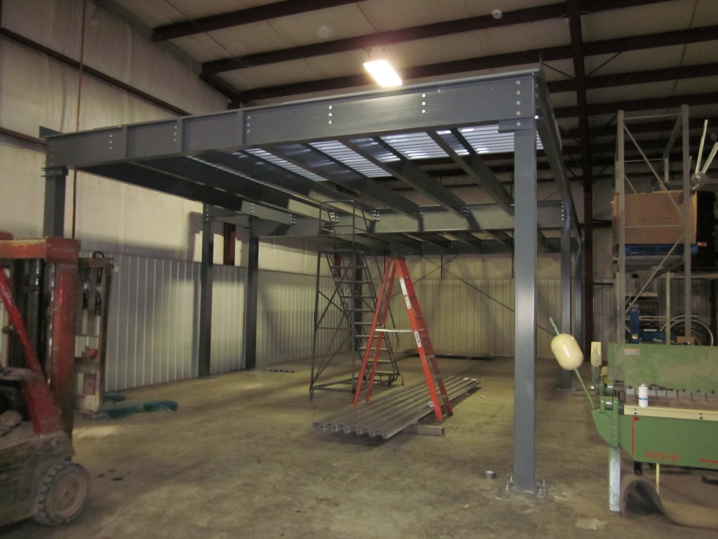 Overview of the prefabricated mezzanine installation - A-Mezz Blog